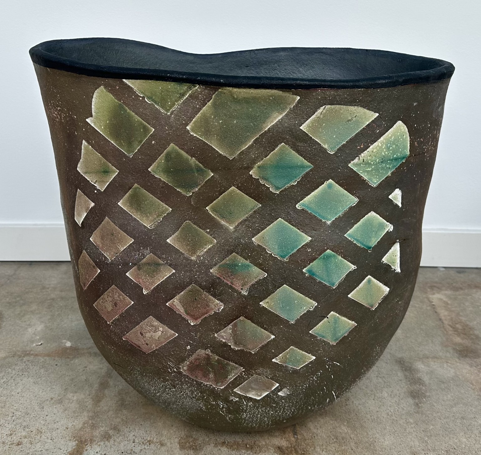 Dale Hartley | Dale Hartley Ceramics | Buy Dale Hartley Art for Sale