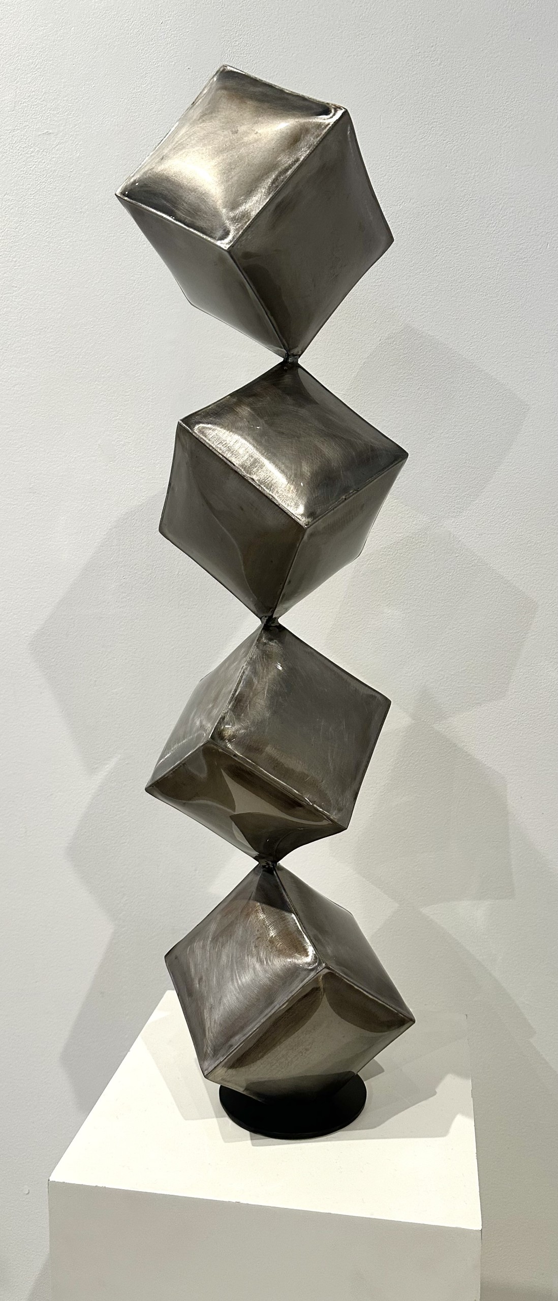 Shannon Hansen – Reuben Saunders Gallery