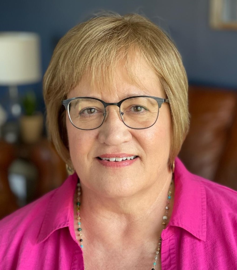 Michele Seeley – Reuben Saunders Gallery